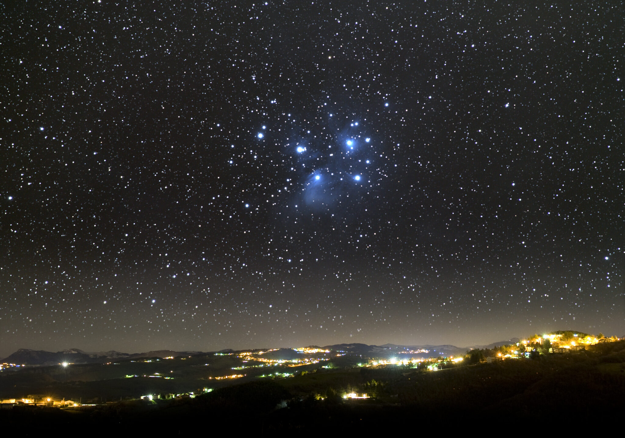 Your Guide to the April 2023 Night Sky