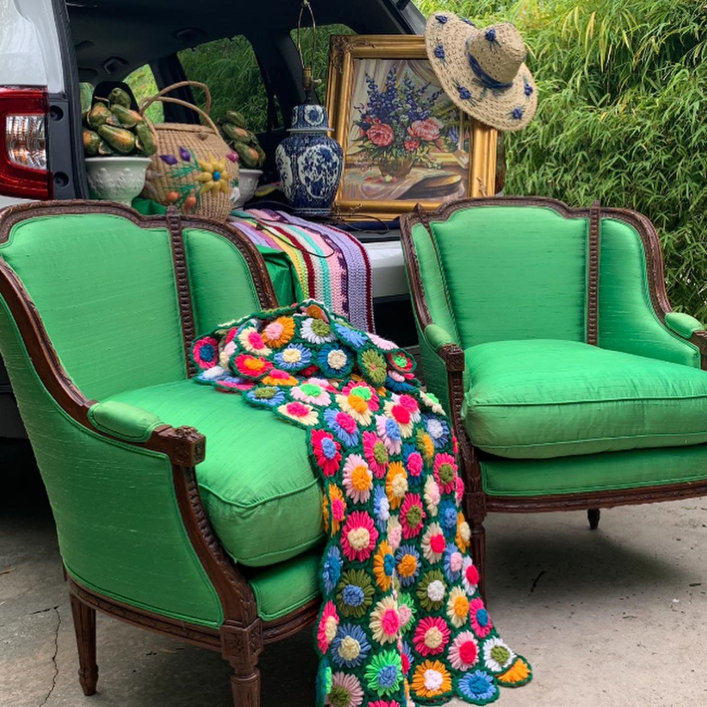 Thrifter Uses Social Media to Promote Sustainable Shopping