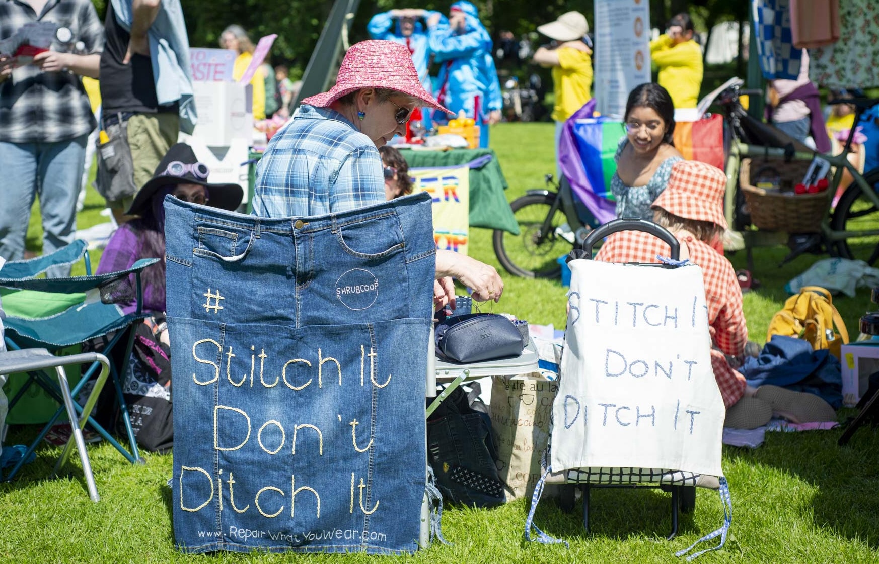 UK Street Sewing Movement Tackles Fast Fashion