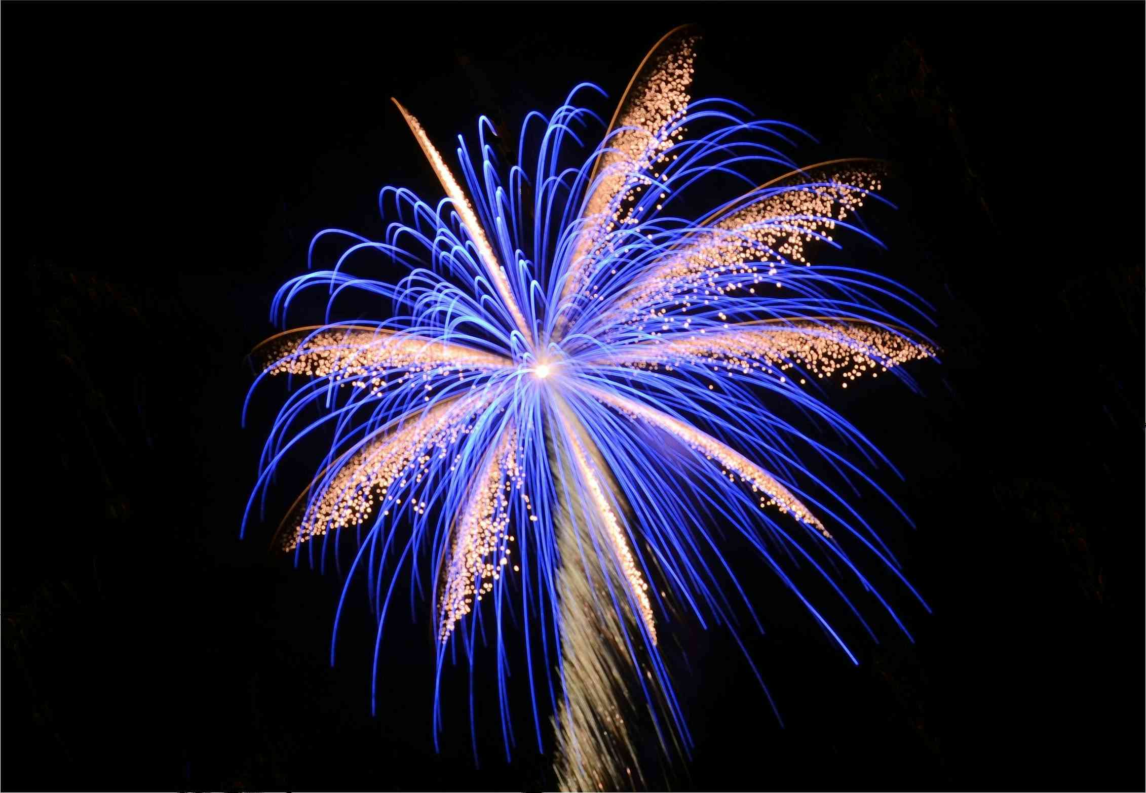 The Science of Firework Colors, Explained